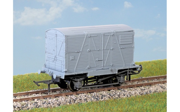 PECO PC46 BR Conflat A Container Wagon with FM Container ...