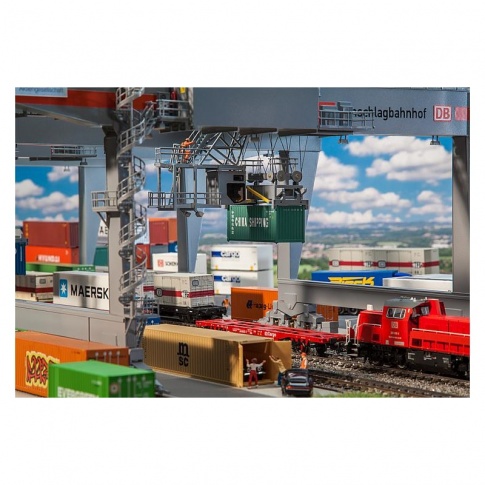 FALLER 120290 Container Gantry Crane Kit - dcctrainautomation.co.uk
