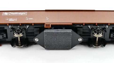 ROCO 46400 RocoClean Track Cleaning Wagon - dcctrainautomation.co.uk