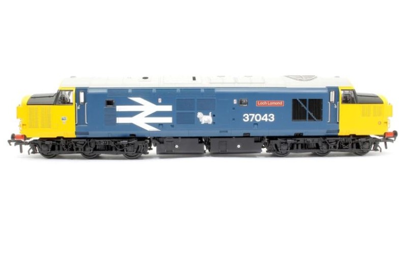 Bachmann 35-304SFX - Class 37/0 Split Headcode 37043 'Loch Lomond' BR Blue - dcctrainautomation ...