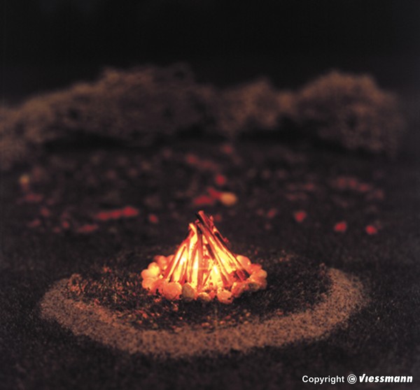 Viessmann 5022 Campfire HO - dcctrainautomation.co.uk