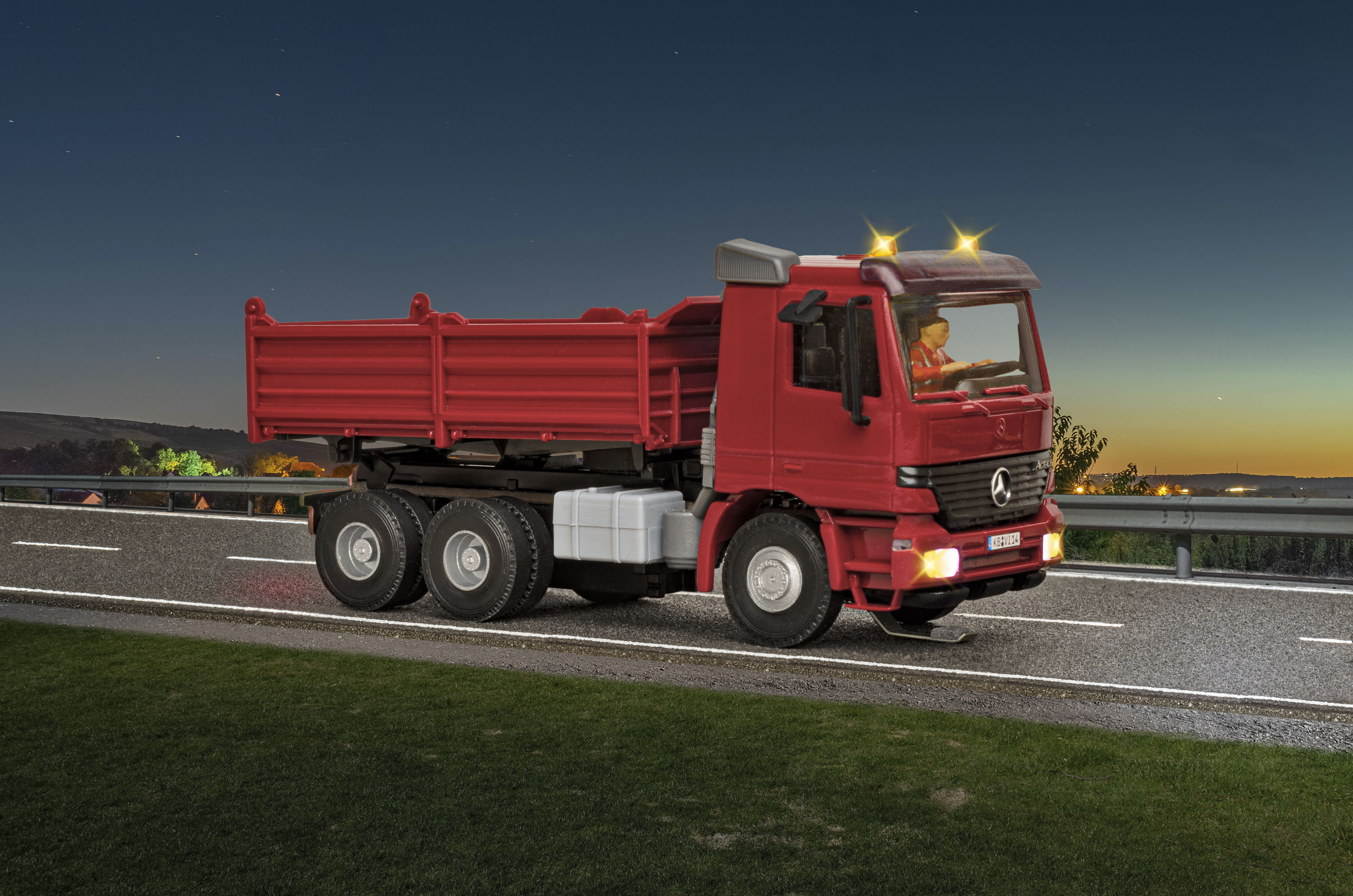 Viessman Car Motion VN8001 H0 CarMotion basic starter set, MB ACTROS ...