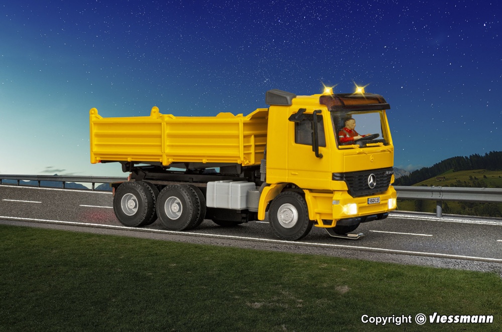 Viessmann 8015 MB ACTROS 3-axle dump truck with rotating flashing ...