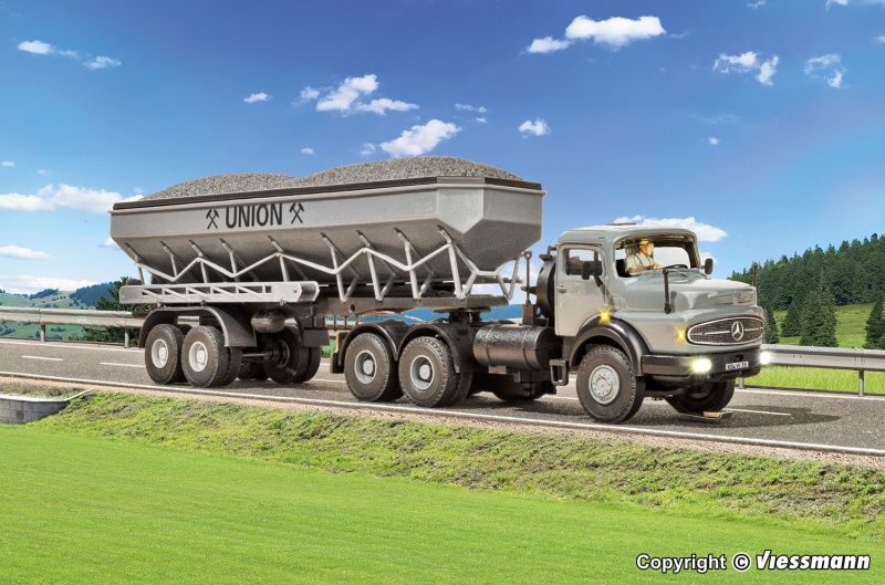 Viessmann 8035 H0 MB Round Bonnet 3-Axle Truck with UNION Charcoal ...