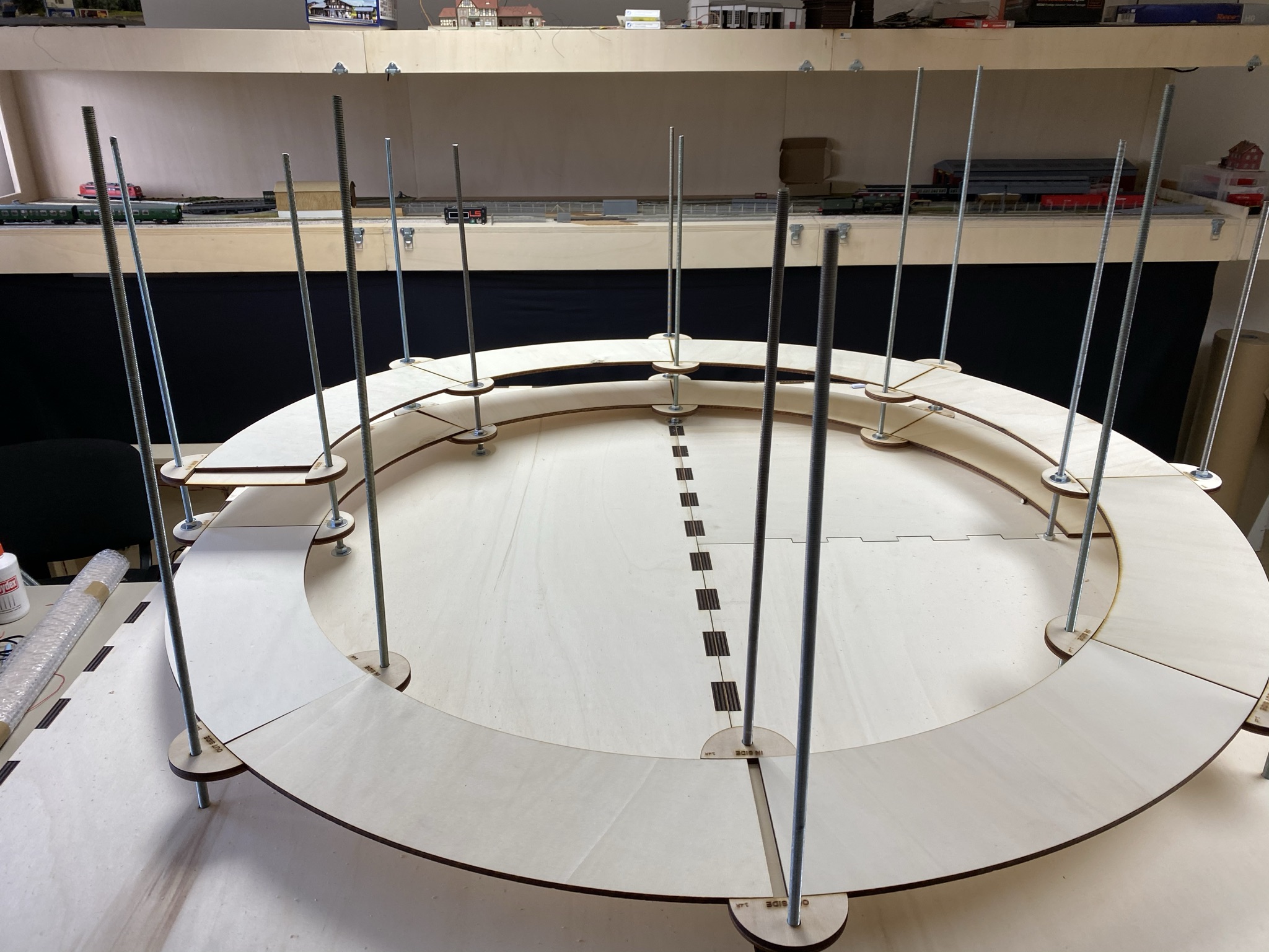 Helix for HO/OO 2nd & 3rd Radius Curve Starter Kit with 2 Straight ...