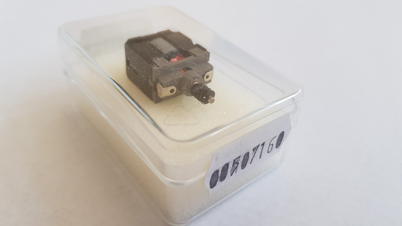 FLEISCHMANN 507160 - Motor with Ground Contact and Worm Gear ...