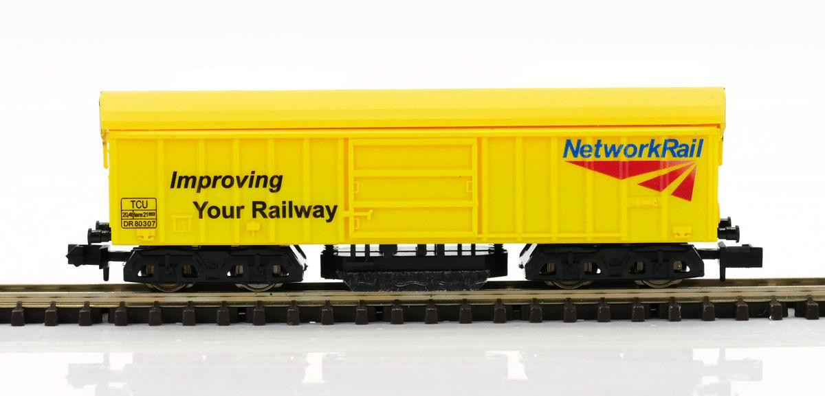 Gaugemaster GM2420101 Network Rail Track Cleaning Wagon ...