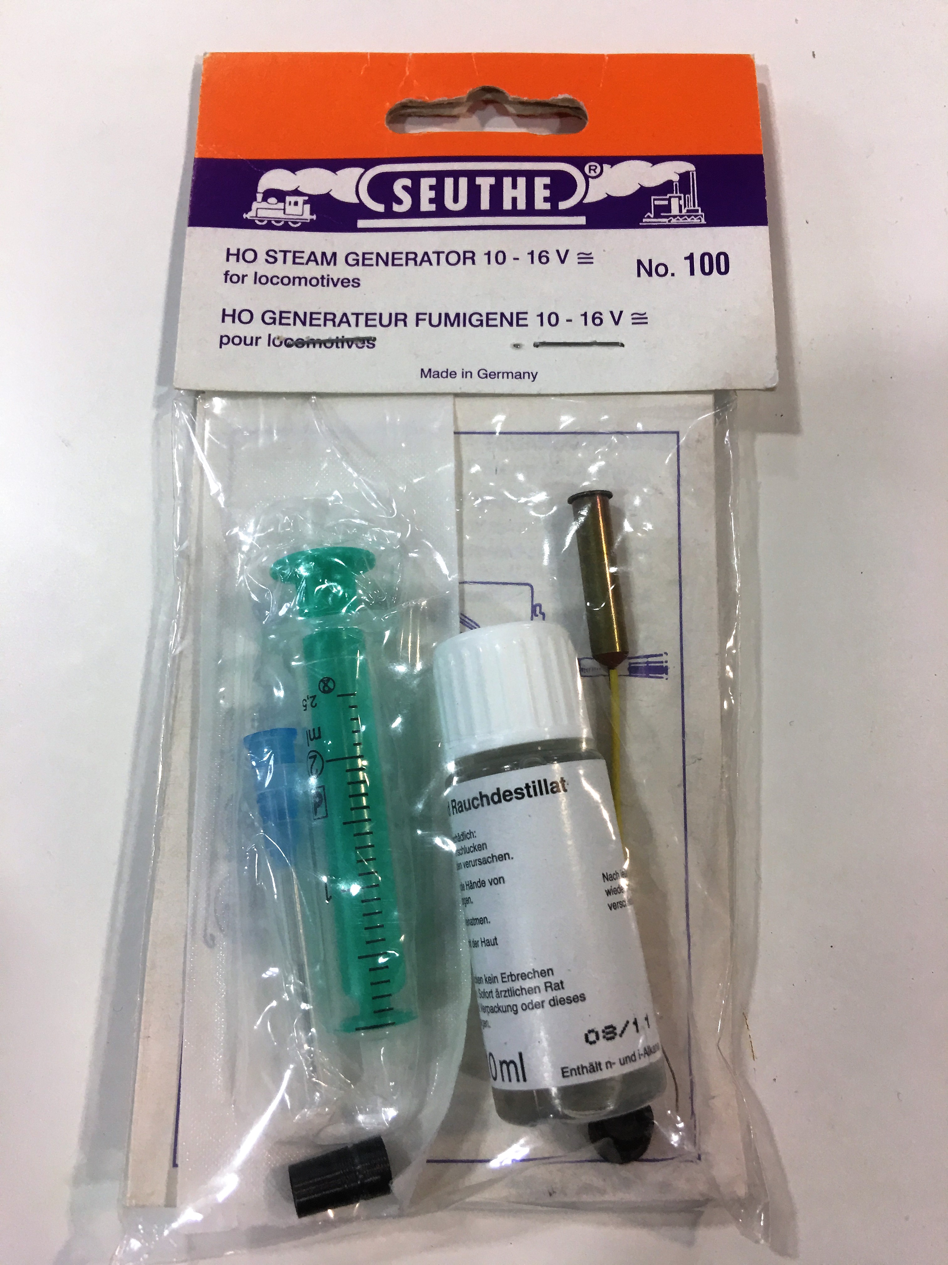 Seuthe SEUTHE 100 Smoke unit for up to 16v plastic body locos ...